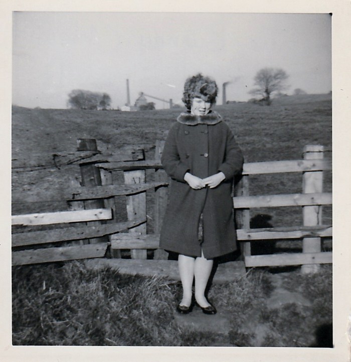 General photos including views of the coke works in the background ...
